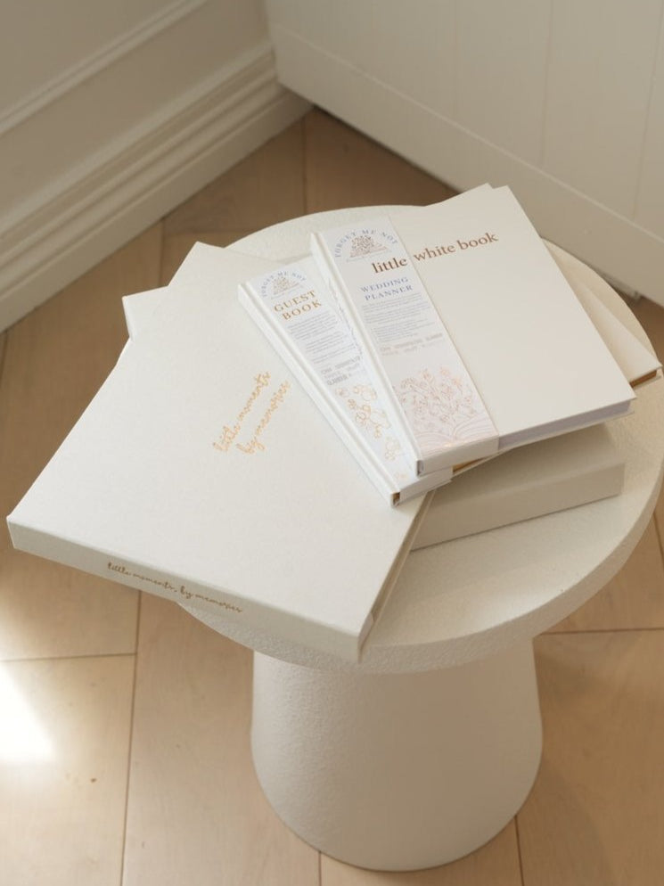 Ultimate Bundle: Wedding Planning Book, Luxury Photo Album, Planning T ...